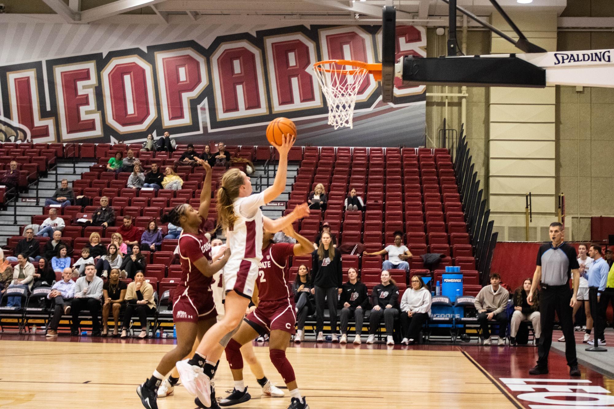 Women’s basketball ends season with tight loss to Army – The Lafayette